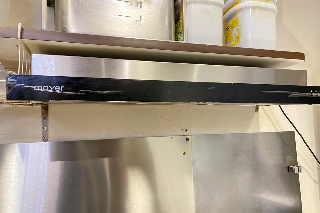 Mayer Kitchen Hood, TV & Home Appliances, Kitchen Appliances, Hobs & Hoods on Carousell