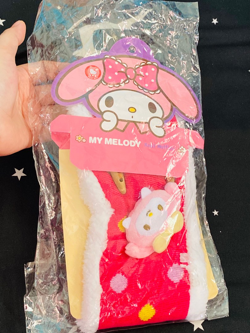 My Melody knit Muffler 250, Hobbies & Toys, Toys & Games on Carousell