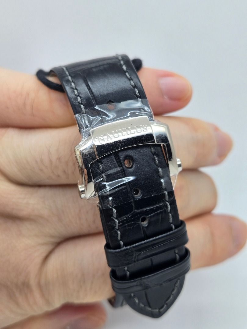 Patek Philippe 5712G Nautilus Moonphase Gray Dial White Gold WG PP 5712 ...