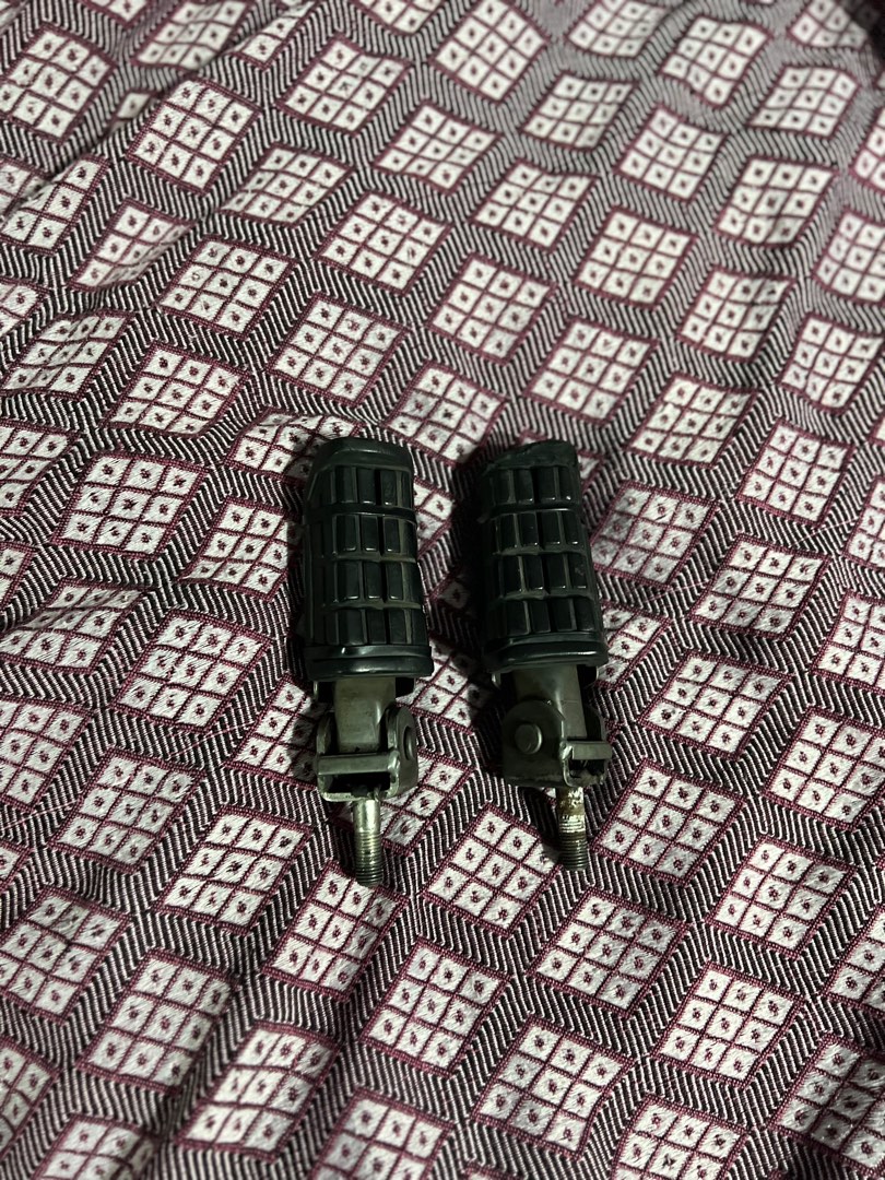 RXZ footrest, Motorcycles, Motorcycle Accessories on Carousell