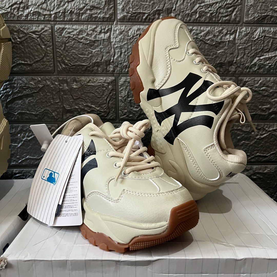 Sepatu MLB NY Yankees Big Ball Classic Chunky Sneakers Beige Gum ...