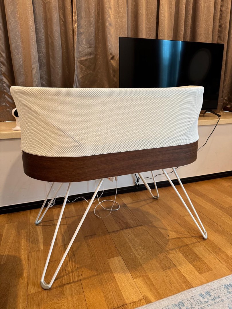 Snoo, Babies & Kids, Baby Nursery & Kids Furniture, Cots & Cribs on ...