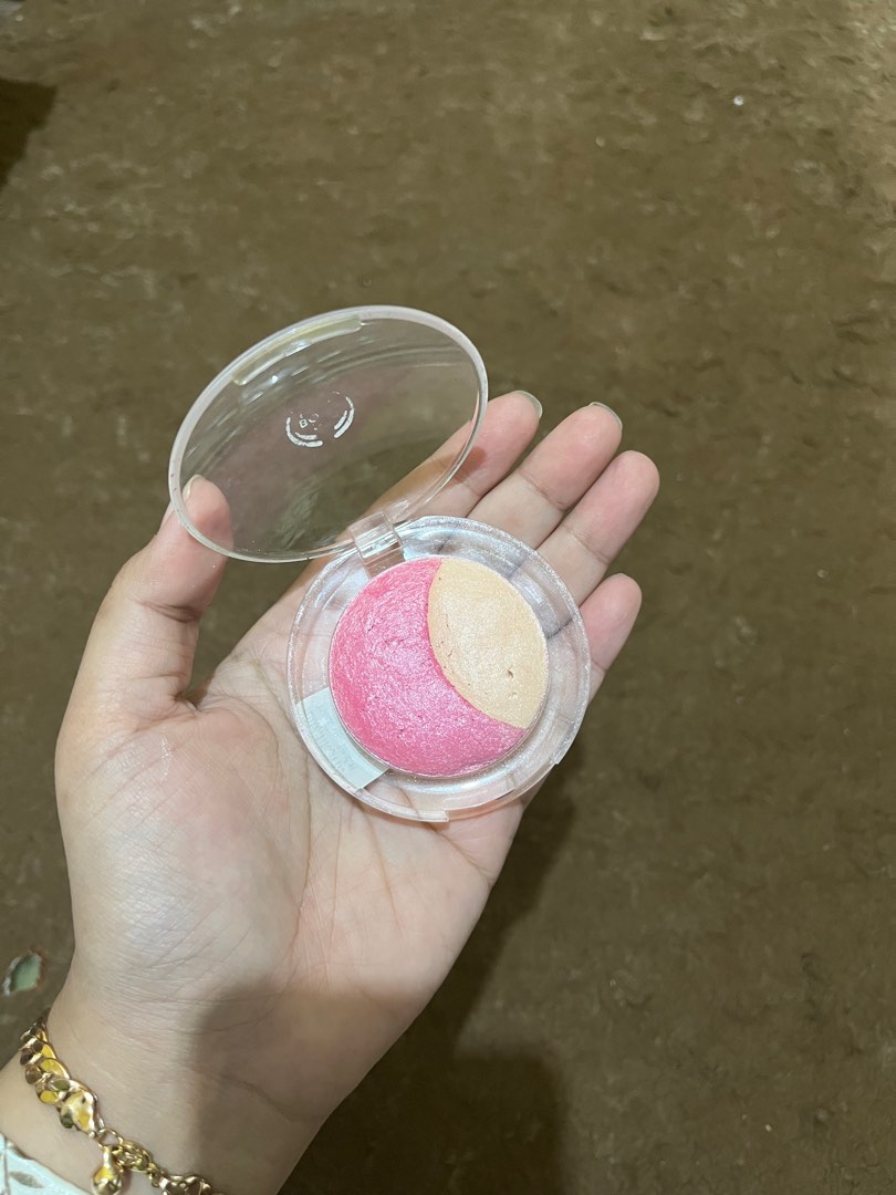 The body shop blush, Kesehatan & Kecantikan, Rias Wajah di Carousell