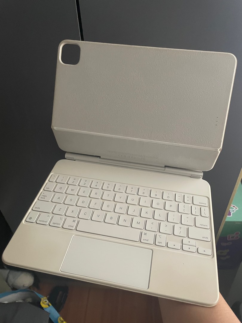 Apple Magic Keyboard 11 inch (iPad Pro and Air M2), Mobile Phones ...