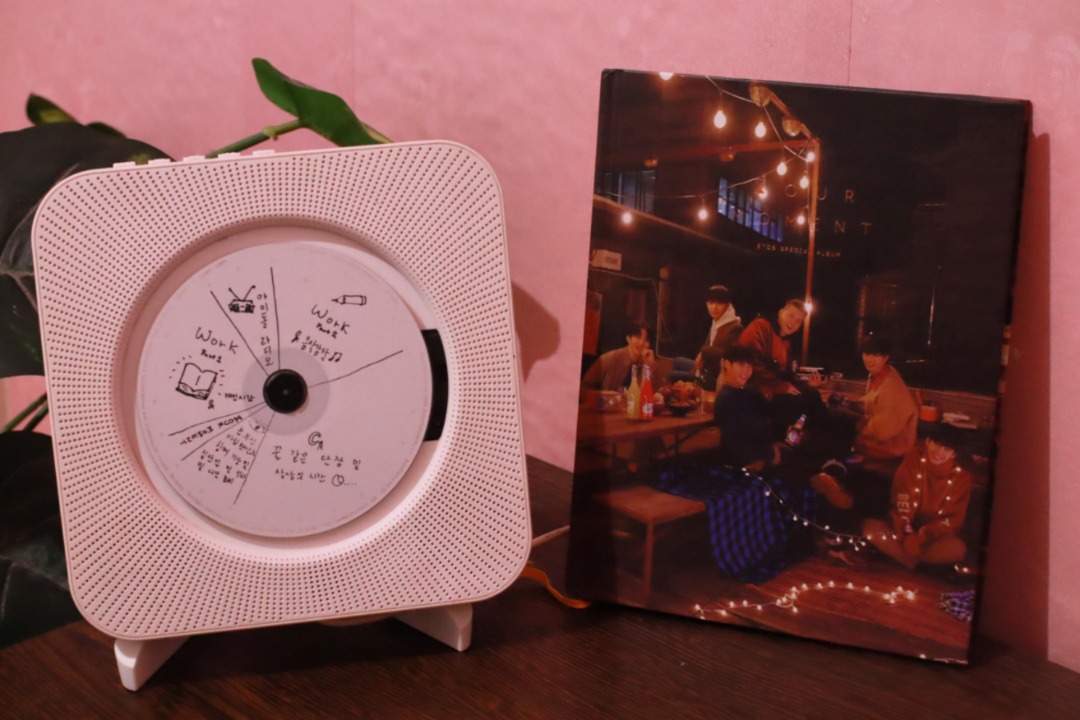 BTOB HOUR MOMENT ALBUM MOMENT VER. (ILHOON CD), Hobbies & Toys, Music & Media, CDs & DVDs on ...