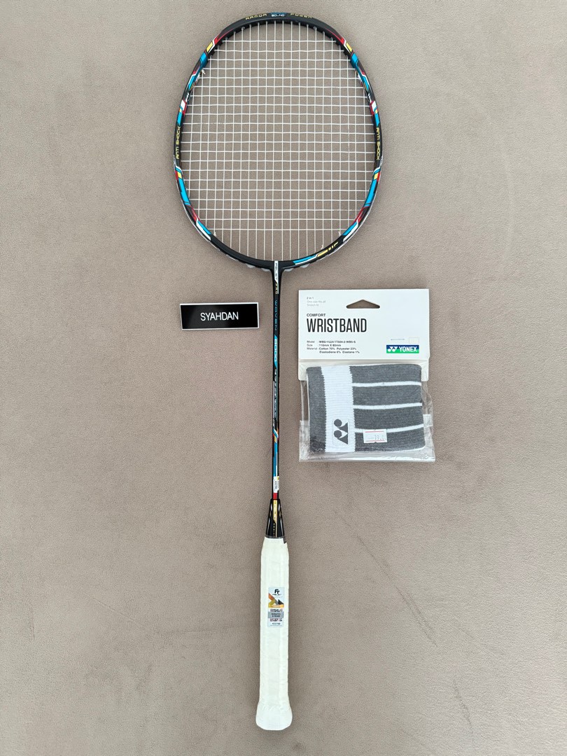 Felet Woven 8000 yonex li ning, Sports Equipment, Sports & Games ...