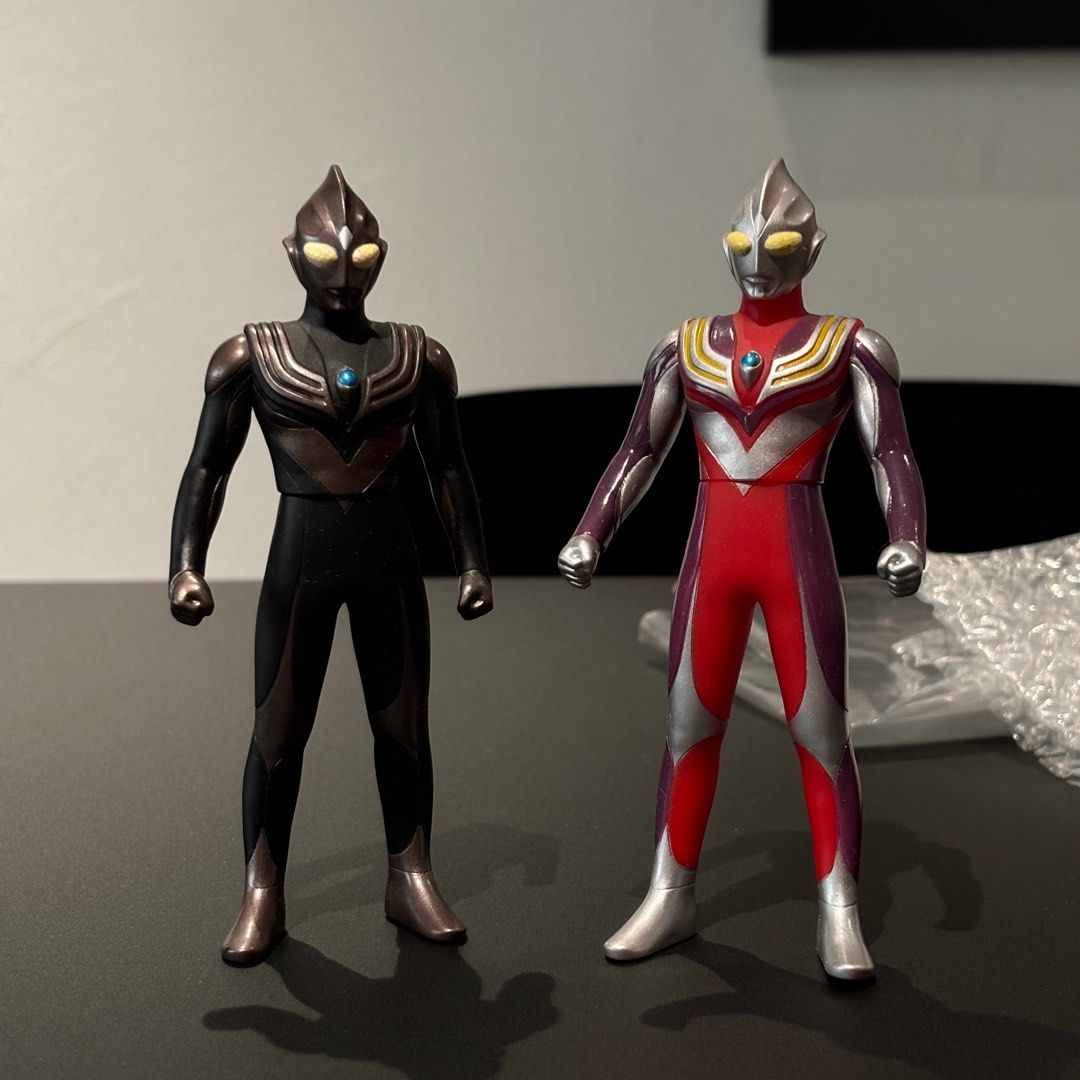 JAPAN RARE Metallic Ultraman Tiga Retro Vintage Display Collectible ...