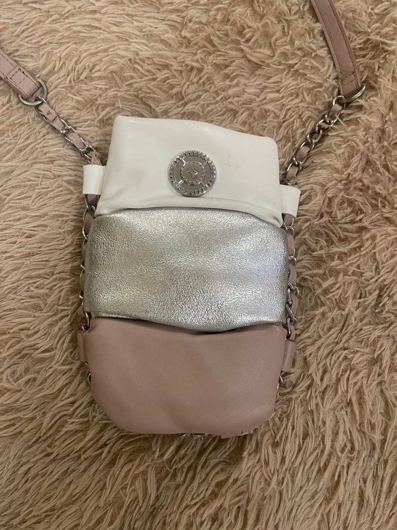 Katy Perry Phone bag, Women's Fashion, Bags & Wallets, Cross-body Bags ...