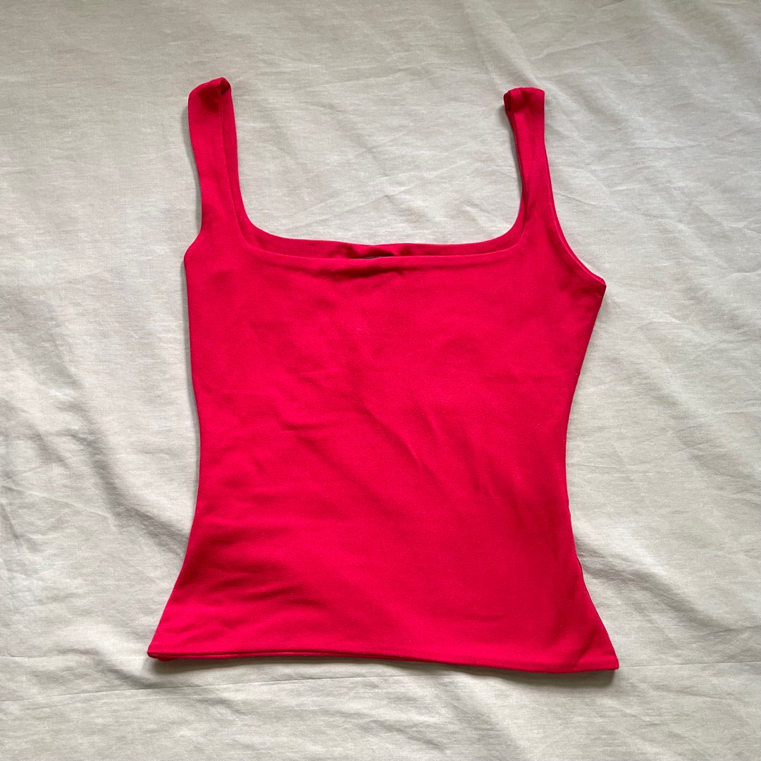 Mera Top, Women's Fashion, Tops, Sleeveless on Carousell