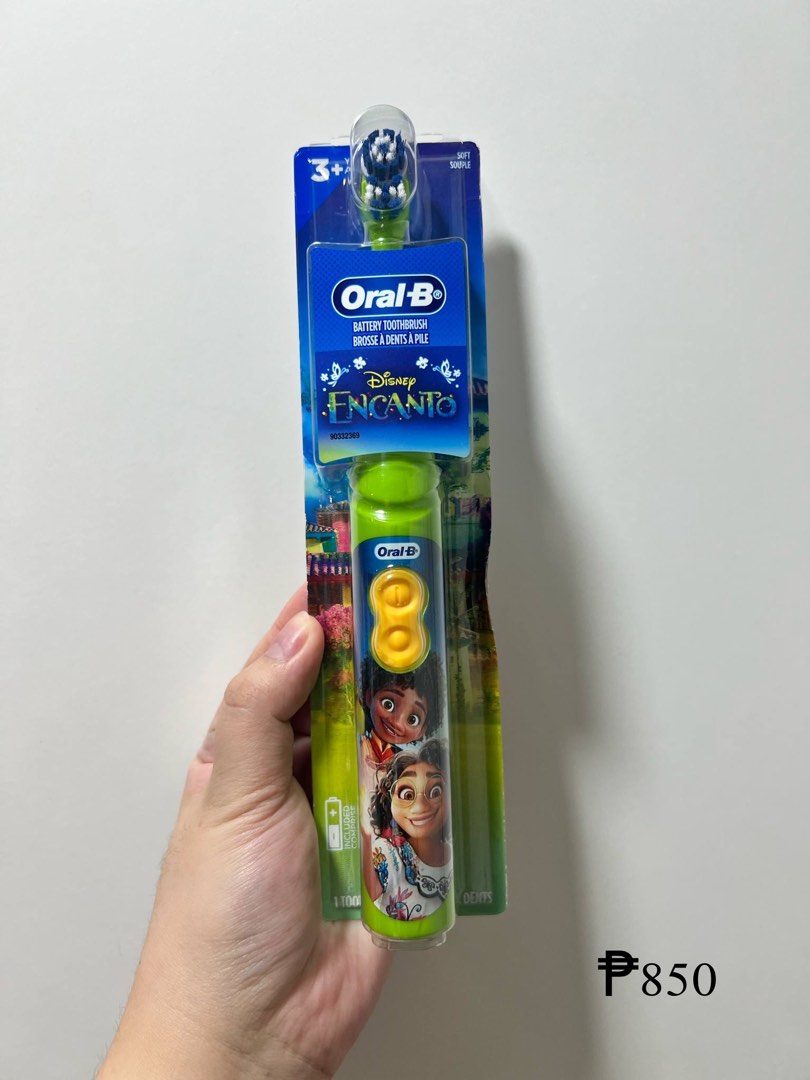 Oral B electric toothbrush kids ENCANTO/MOANA, Beauty & Personal Care ...