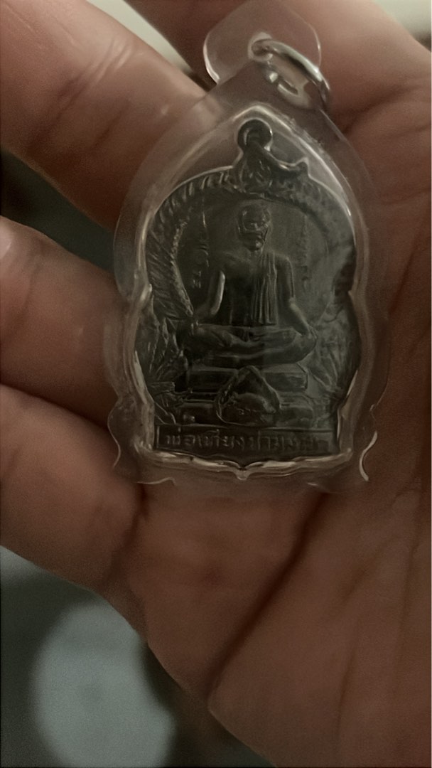 Phor tiang lang moo tong deang, Hobbies & Toys, Memorabilia ...