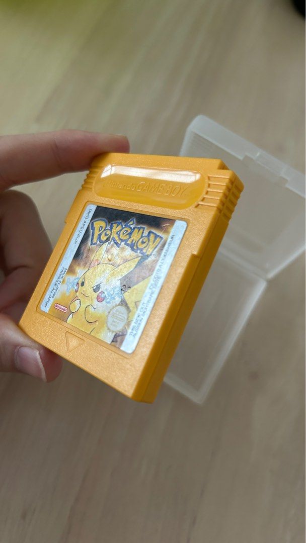 Pokemon Yellow version Authentic Original 1998 Pikachu Nintendo Game ...