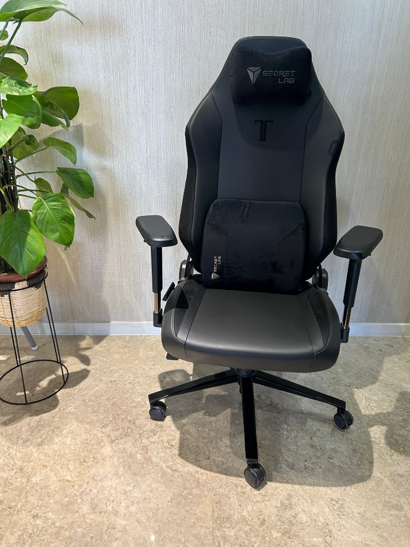 Secret Lab XL Chair, Furniture & Home Living, Furniture, Chairs on ...