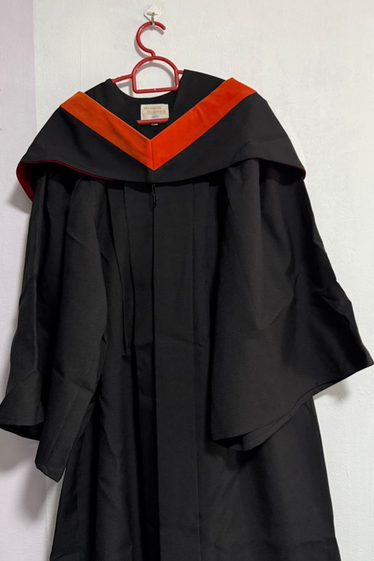 SUTD ESD Graduation Gown + Mortarboard, Women's Fashion, Coats, Jackets ...
