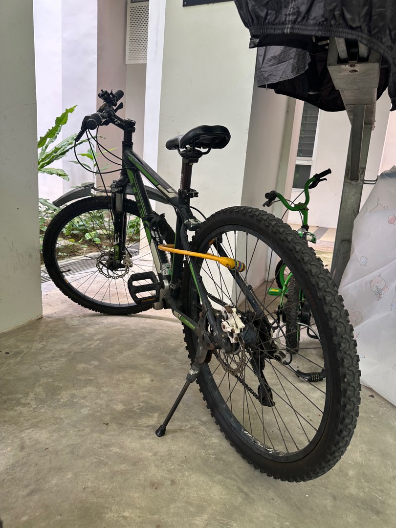 Trek 3500 3 series mountain bicycle, Sports Equipment, Bicycles & Parts ...