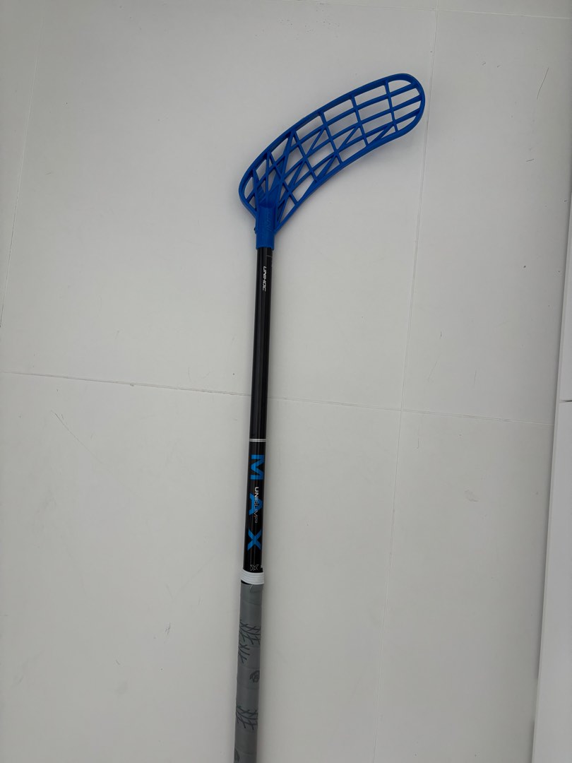 unihoc max f29, Sports Equipment, Sports & Games, Racket & Ball Sports ...