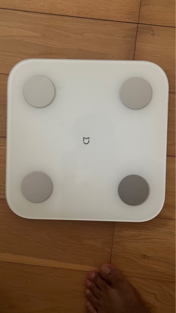 Xiaomi mijia Body Composition Scale S400, 健康及營養食用品, 健康監測儀和體重秤 - Carousell
