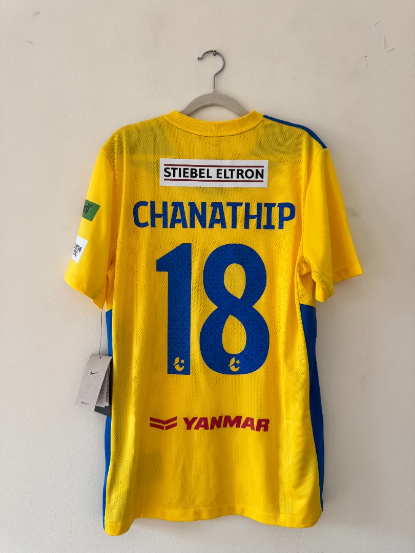 [XL] BG Panthum 2024/25 Away Jersey Chanathip, Men's Fashion, Activewear on Carousell