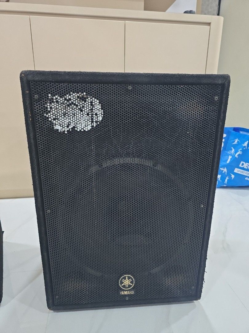 Yamaha A15 Passive Speaker (1 good + 1 spoil), Audio, Soundbars ...