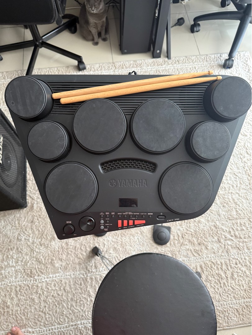 Yamaha Electric Drum DD-75, Hobbies & Toys, Music & Media, Musical ...