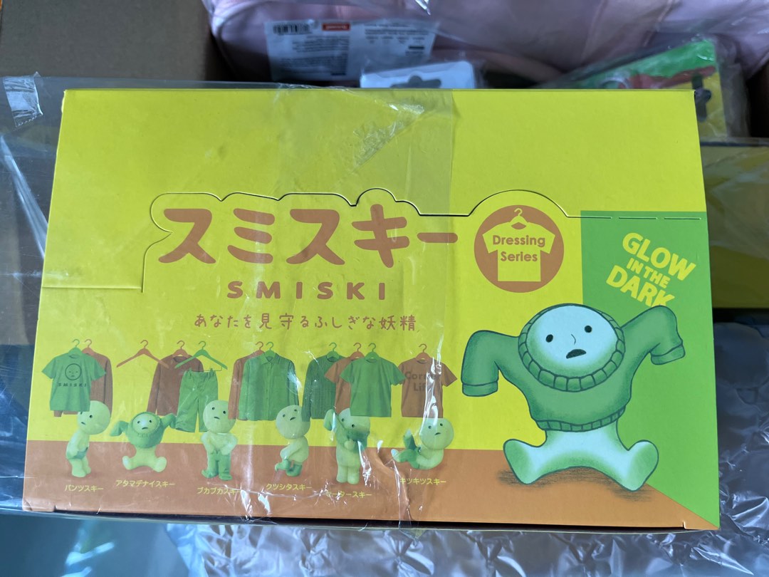 (1 set) 6 Smiski Dressing, Hobbies & Toys, Toys & Games on Carousell
