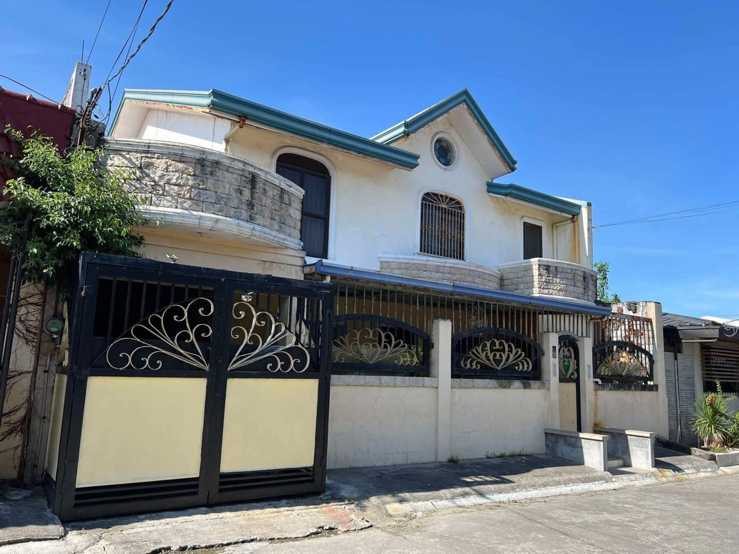 Rent to Own Town House In Tanza Cavite, Southdale Villas Short Distance ...