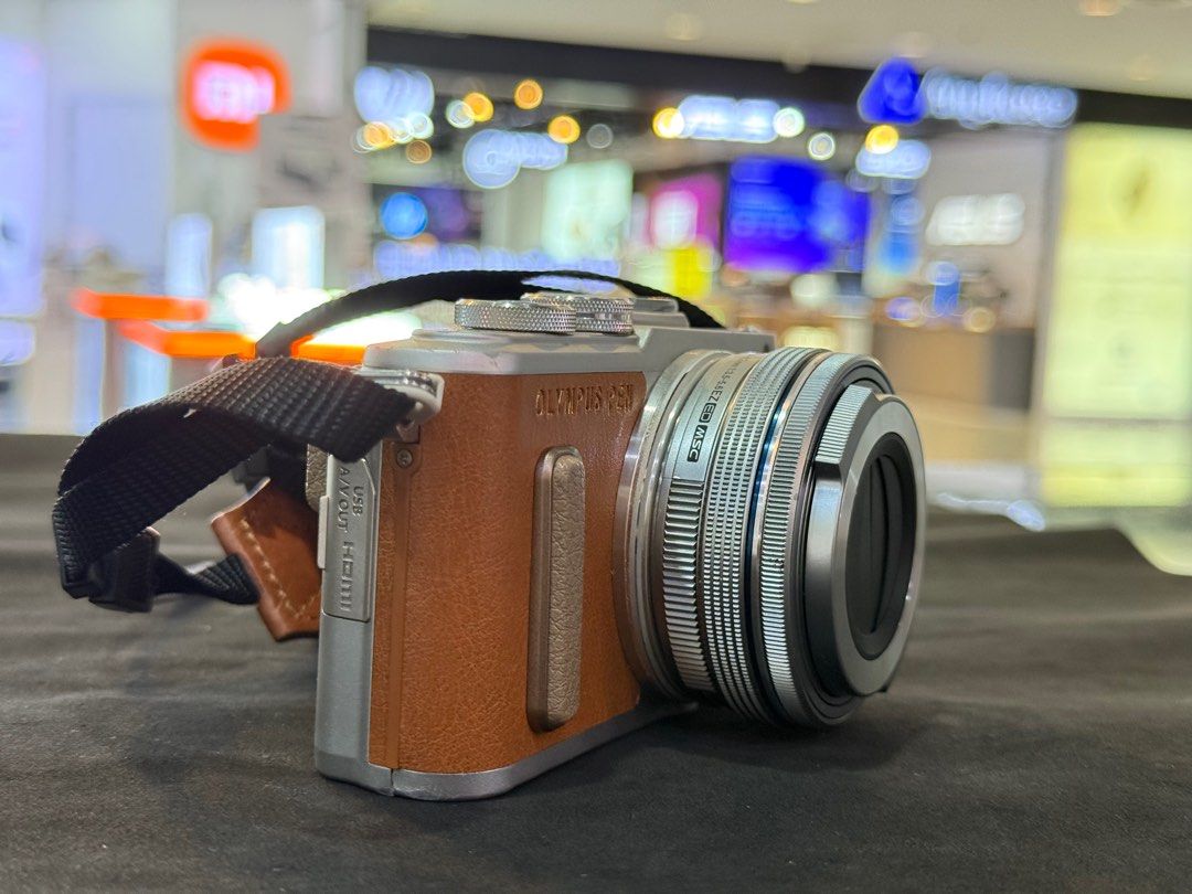 CAMERA OLYMPUS PEN E-PL8 USED, Photography, Cameras on Carousell