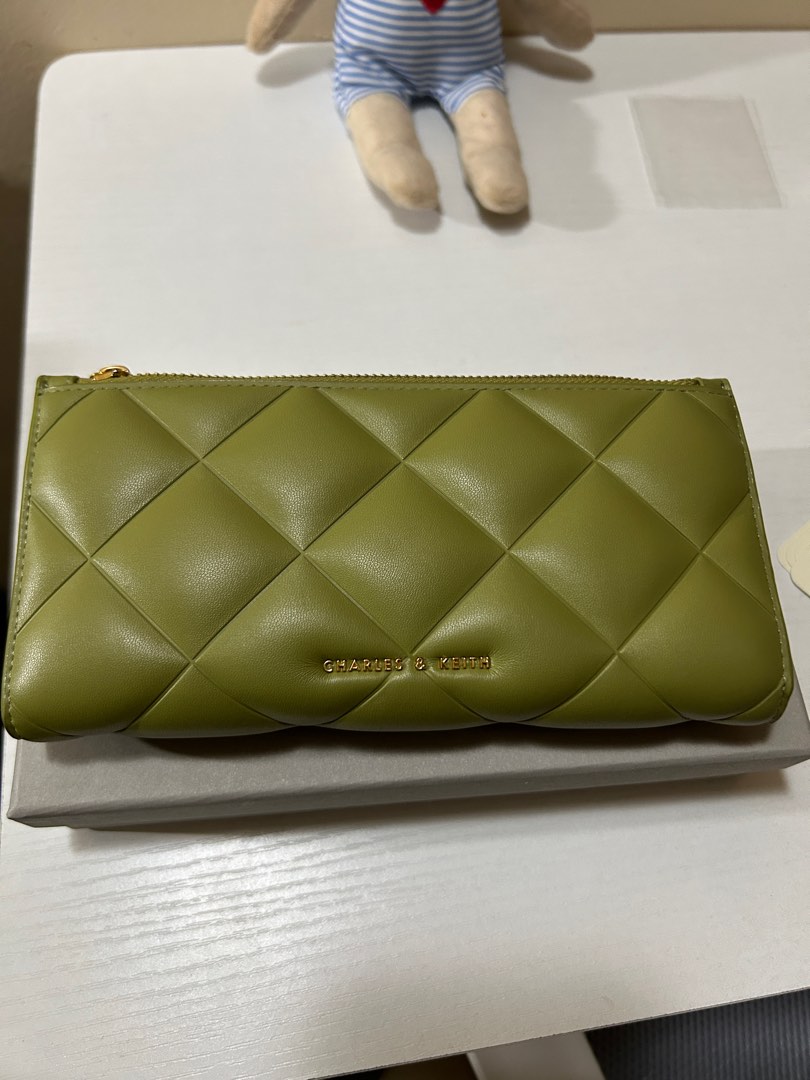 Charles and Keith Long Quilted Walley, Women's Fashion, Bags & Wallets ...