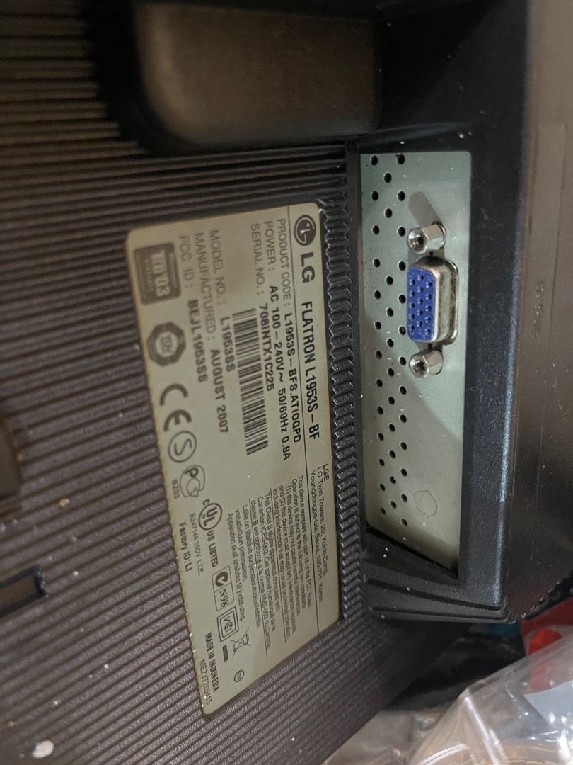 Dijual monitor LG rusak, Elektronik, Bagian Komputer & Aksesoris di ...