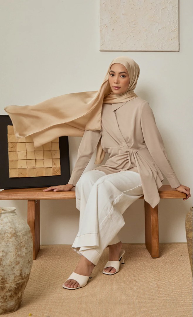 Duck silk satin in soft serve, Women's Fashion, Muslimah Fashion ...