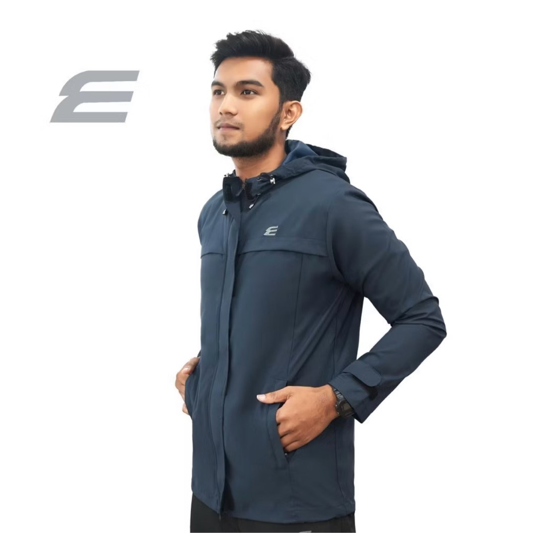 ELGINI Hooded Windbreker Water Resistant, Men's Fashion, Activewear on ...