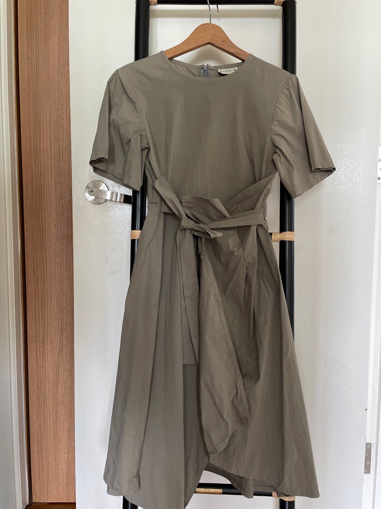 Elohim by Sabrina Goh dress, Women's Fashion, Dresses & Sets, Dresses on Carousell