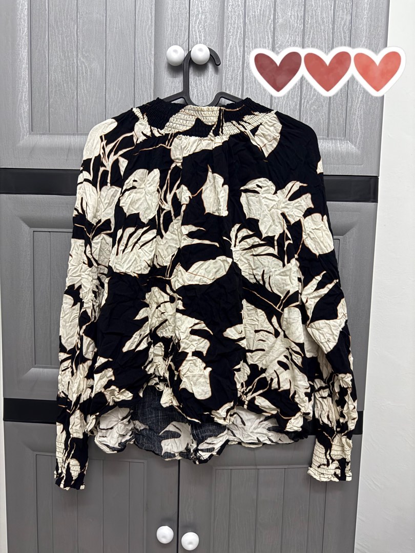 Filanto Blouse (Black White), Women's Fashion, Tops, Blouses on Carousell