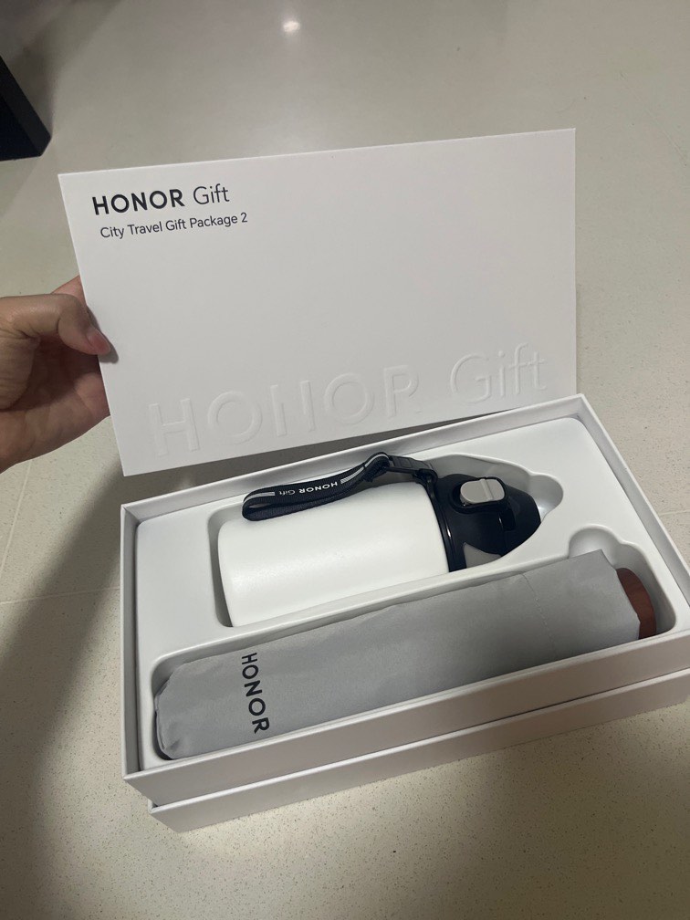Honor water bottle and umbrella, Furniture & Home Living, Kitchenware ...