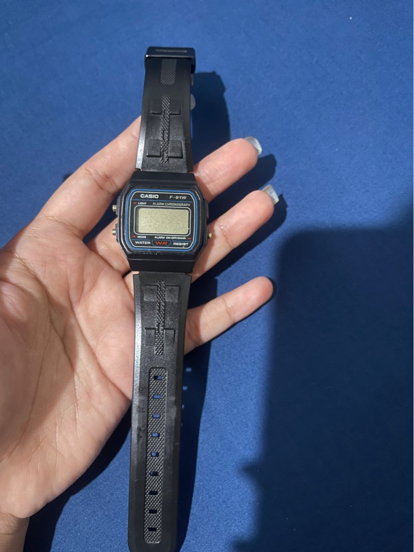 Jam Tangan Casio Tipe F-91W, Fesyen Pria, Jam Tangan di Carousell