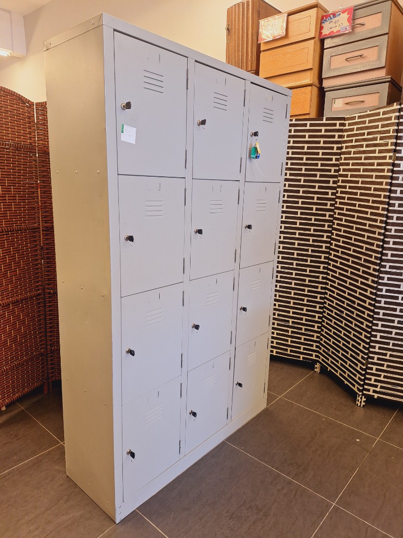 Metal Locker 4x3 (complete keys) | Loker Besi 4x3 (kunci lengkap ...