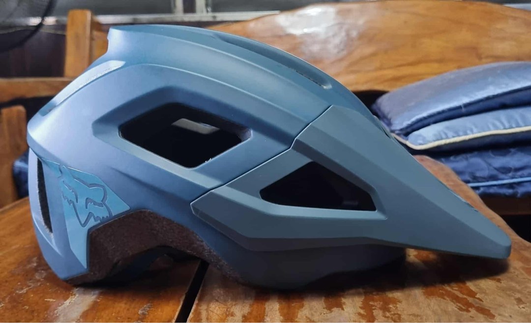 MIPS Fox Mainframe Helmet (Large), Sports Equipment, Bicycles & Parts ...