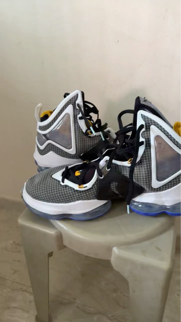 Nike LeBron 19 Basketball Shoes, Men's Fashion, Footwear, Sneakers on ...