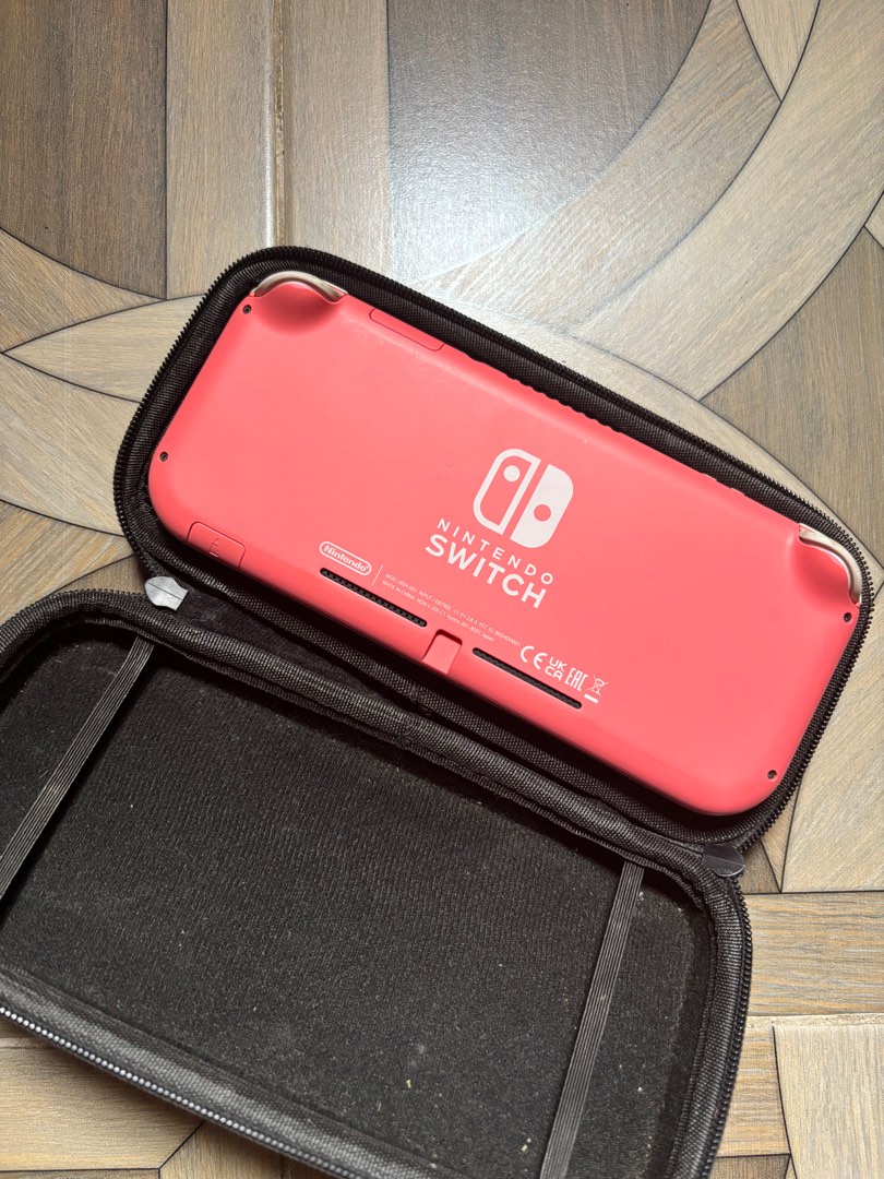 Nintendo Switch Lite (Pink), Video Gaming, Video Game Consoles ...