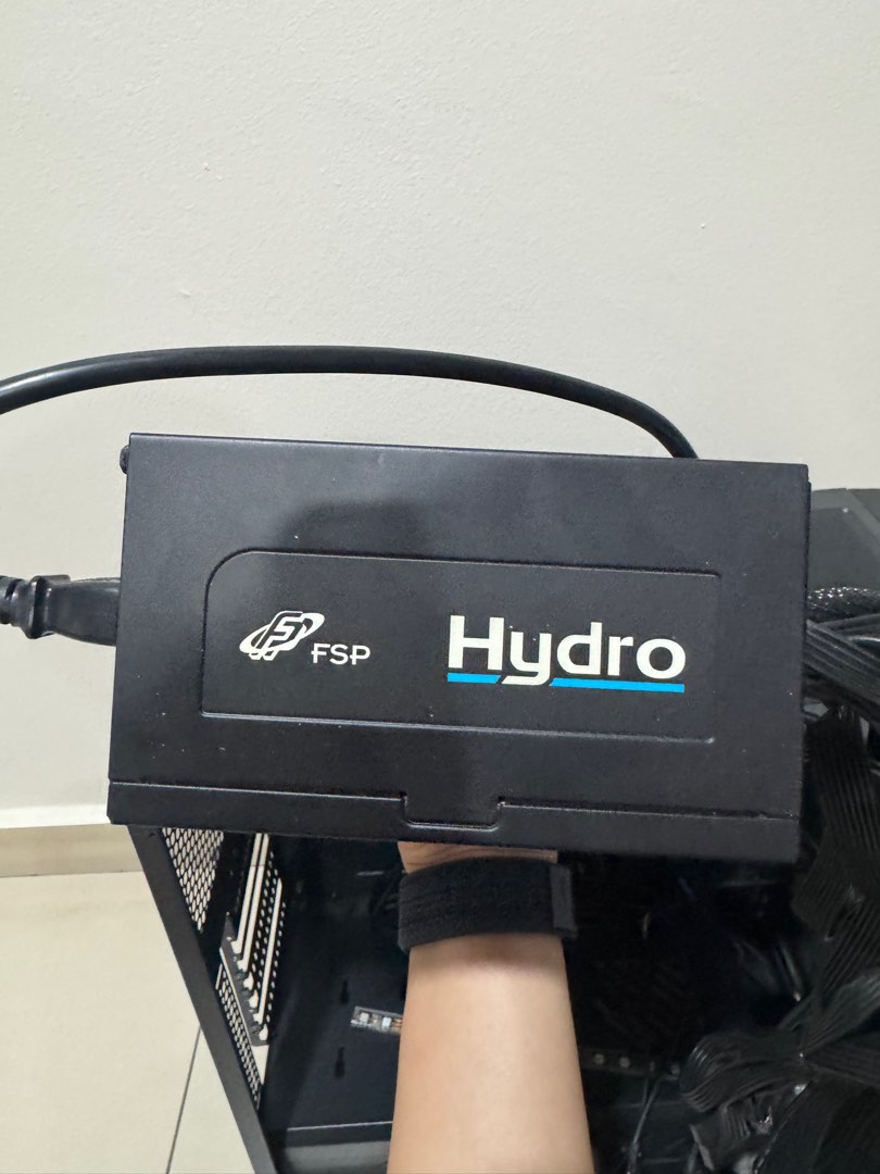 (PSU) Hydro FSP 600 watt Power Supply & free sharkoon matx case set ...