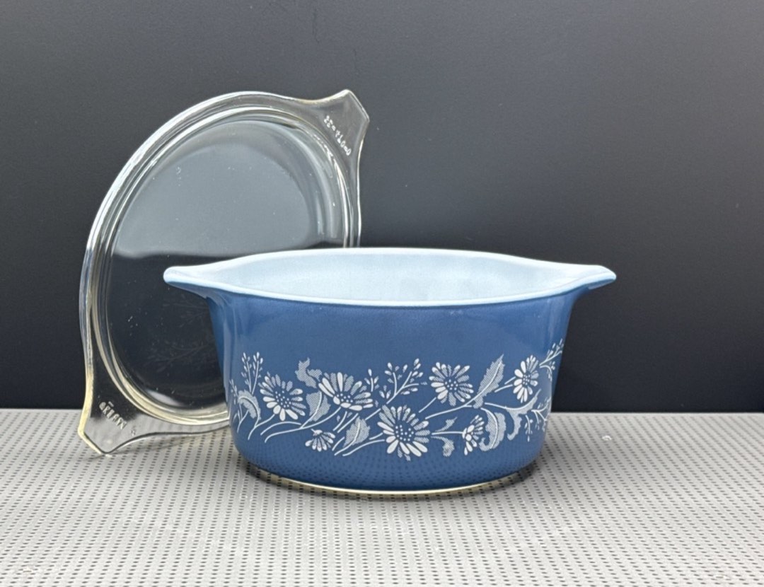 PYREX Casserole Colonial Mist 1L Made in USA, Furniture & Home Living ...