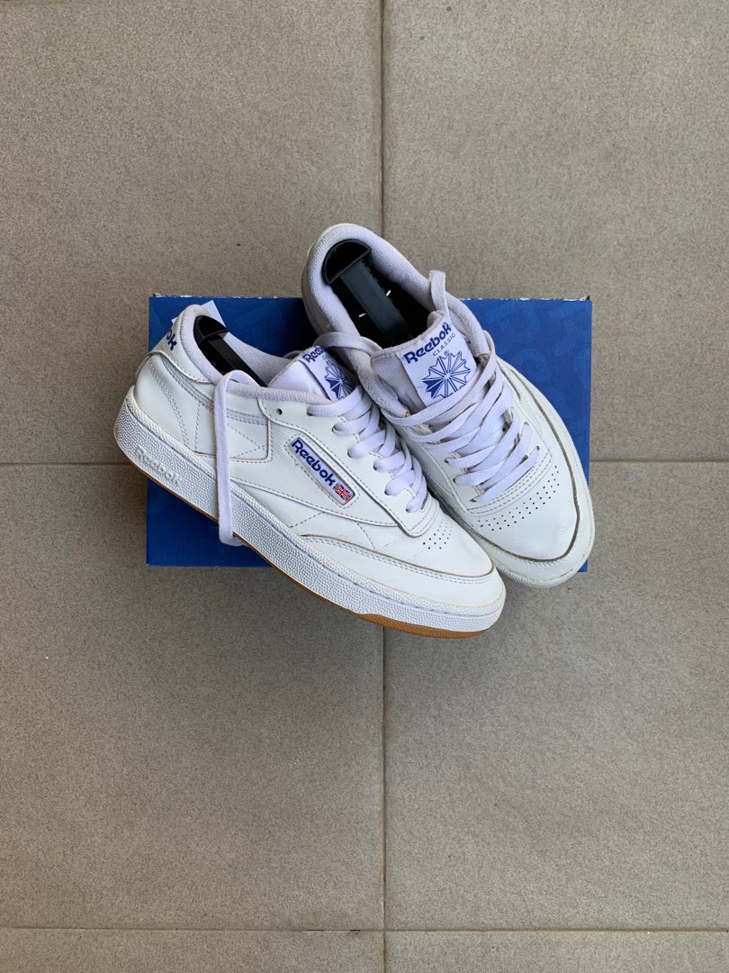 Reebok Club C85 White Royal Blue / Gum, Fesyen Pria, Sepatu , Sneakers di Carousell