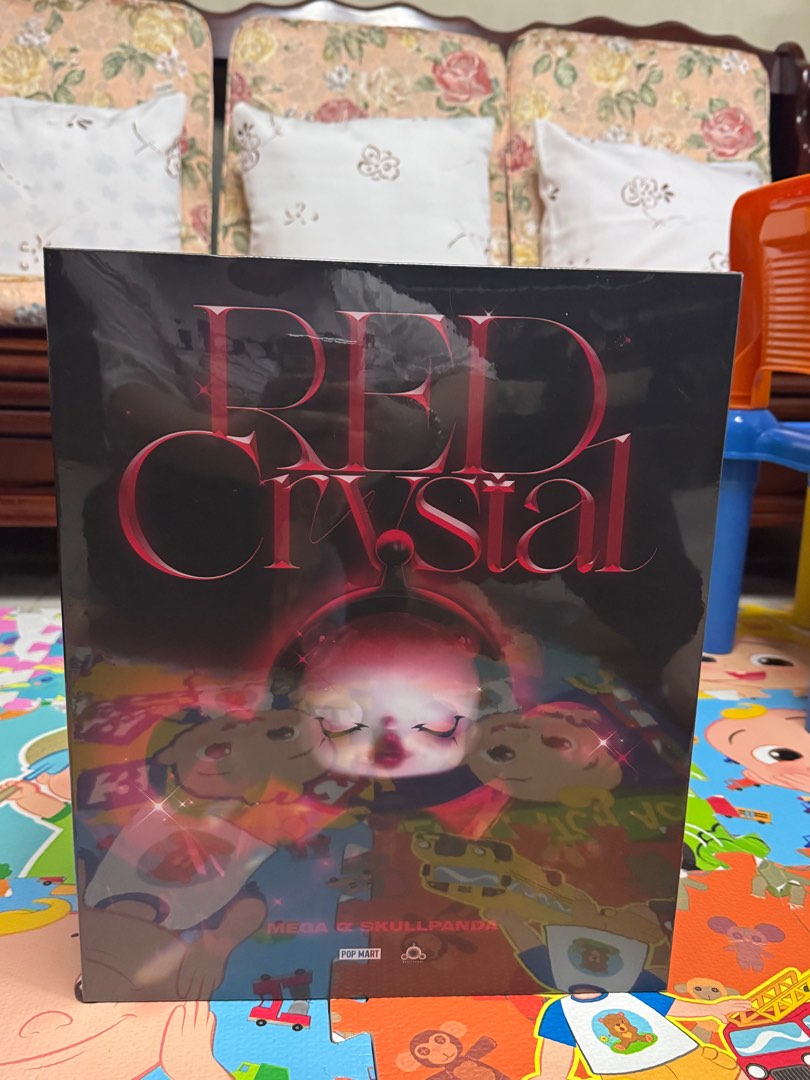 Skullpanda Red Crystal 400%, Hobbies & Toys, Memorabilia & Collectibles ...