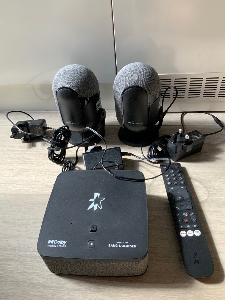Starhub TV+ box Bang and Olufsen speakers, TV & Home Appliances, TV ...