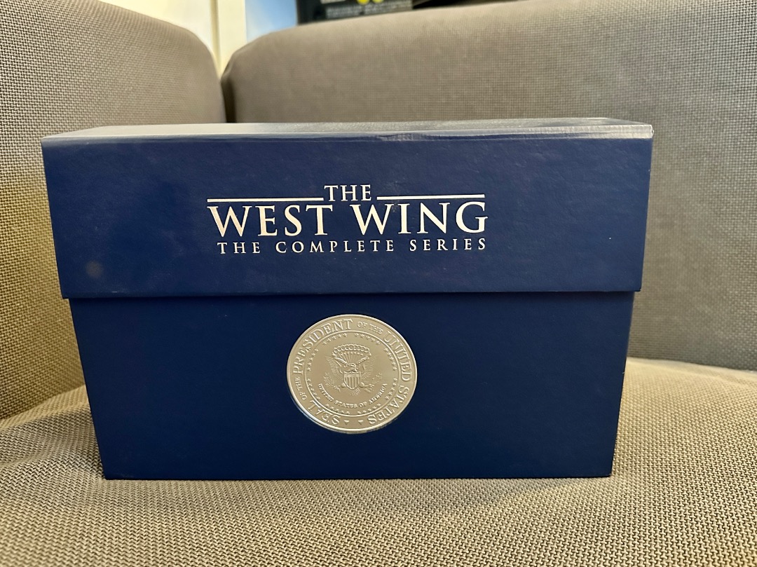 The West Wing Complete Series Official Deluxe 45-DVD Box Set, Hobbies ...
