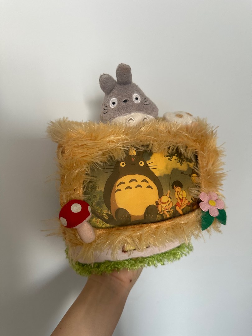 Totoro box, Hobbies & Toys, Memorabilia & Collectibles, Fan Merchandise ...