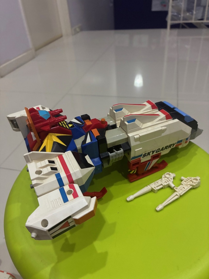 Transformers G1 Powered Master Sky Garry, Hobbies & Toys, Collectibles ...