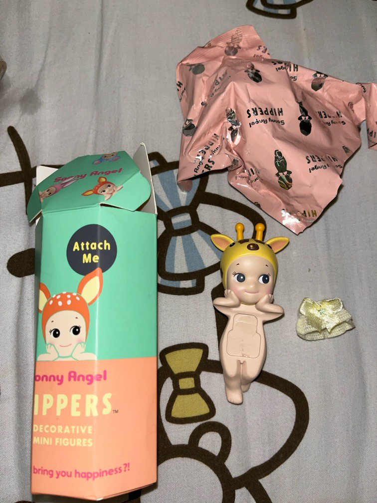 wts sonny angel giraffe hippers 110k 100% ORI NETT!!!, Toys ...
