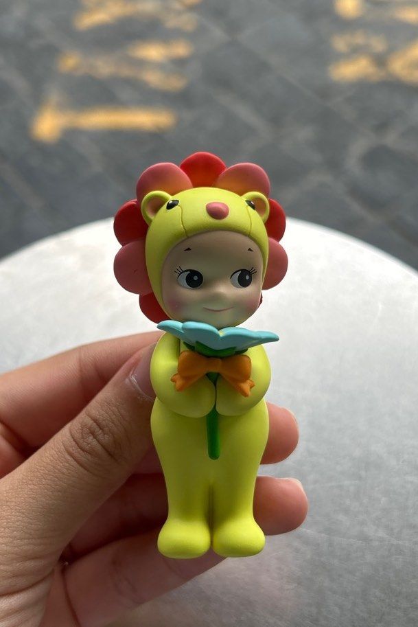 WTT DAISY LION LIME GREEN FLOWER GIFT SERIES SONNY ANGEL, Hobbies ...