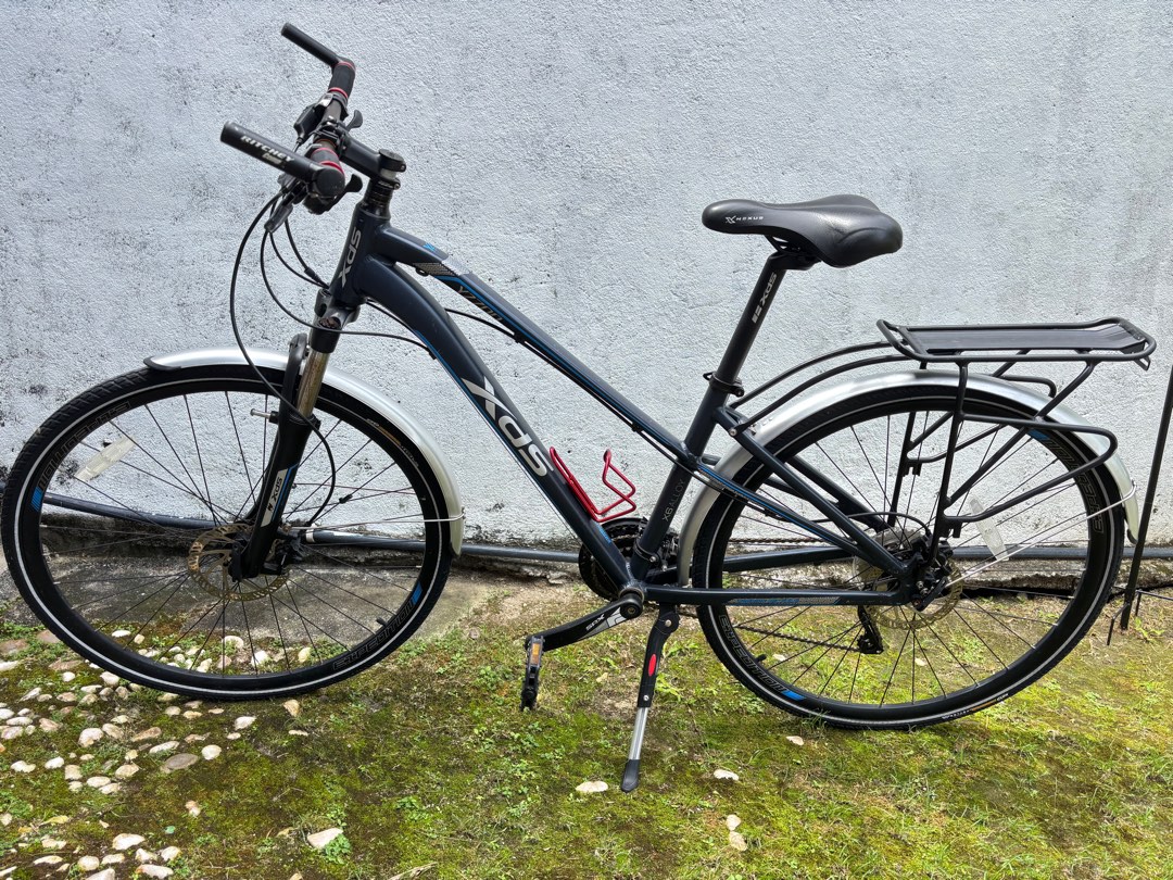 XDS YZ700 Touring Bicycle, Sports Equipment, Bicycles & Parts, Bicycles on Carousell